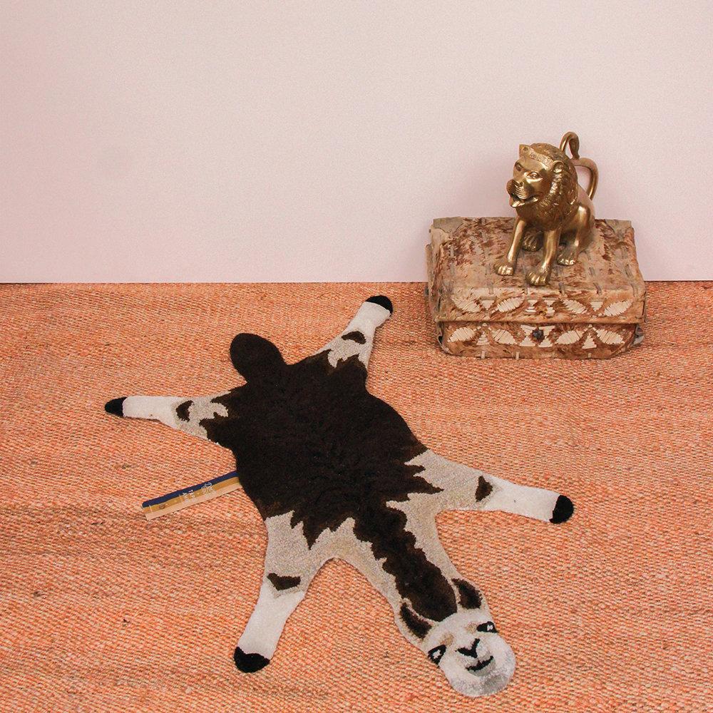 Lazy Llama Animal Rug (Large) — Maison Midi